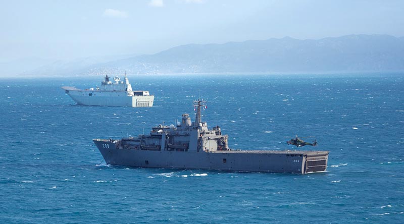 HMAS Adelaide teams with RSS Resolution for helo ops – CONTACT magazine