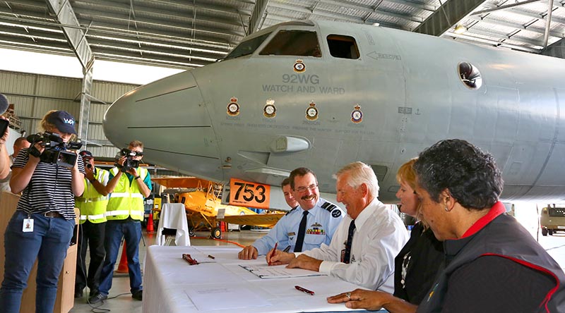 HARS makes history receiving a working AP-3C Orion – CONTACT magazine