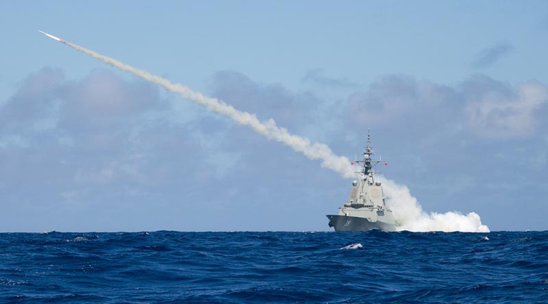 HMAS Hobart fires Harpoon test – CONTACT magazine