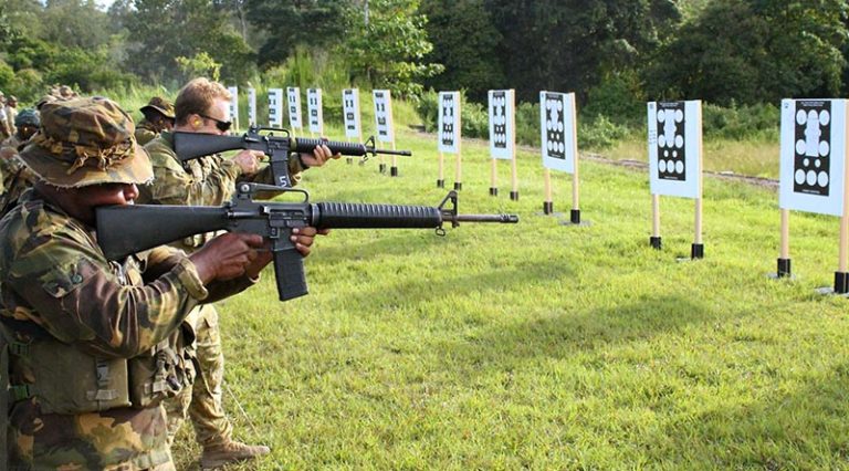 1st RPIR get advanced shooting training from 1RAR – CONTACT magazine
