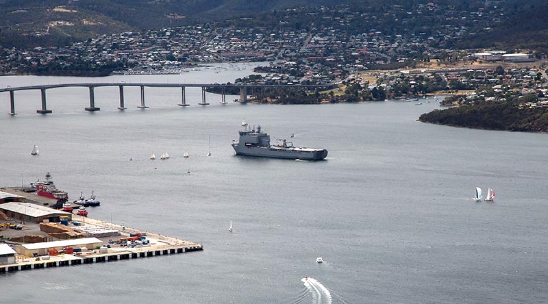 HMAS Choules on Pacific tour - CONTACT magazine