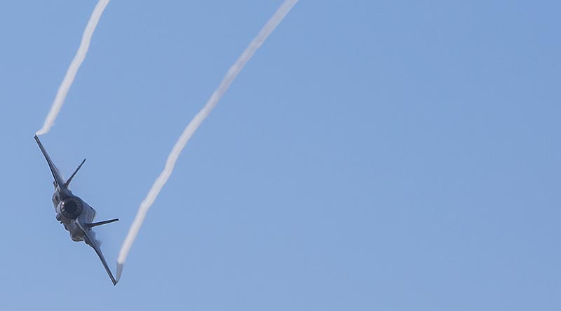 500th JSF delivered – 250,000 hrs flown – CONTACT magazine