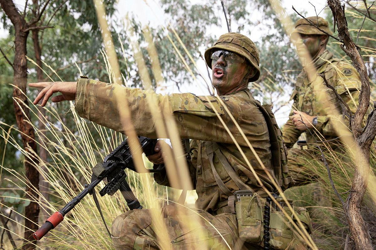 The bush a classroom for trainee leaders - CONTACT magazine