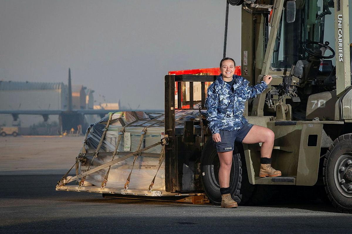 Joined the RAAF – seeing the world - CONTACT magazine