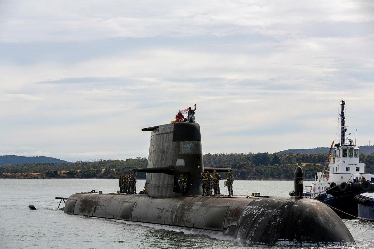 Tasmanian pride on show as HMAS Sheean visits state - CONTACT magazine