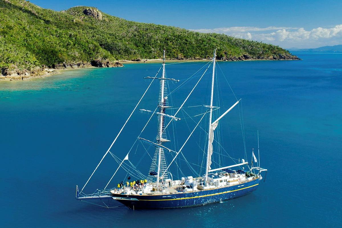 Young Endeavour taking applications now - CONTACT magazine