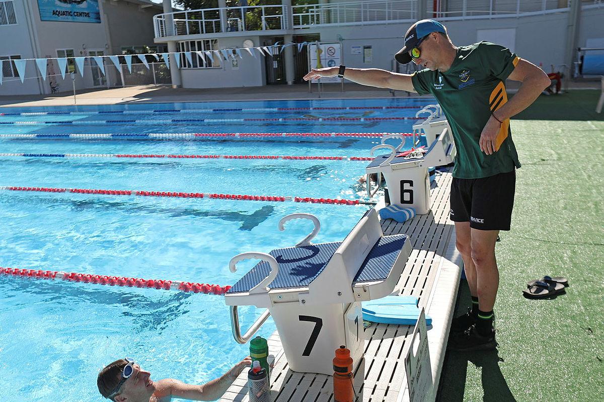 Fellow competitor conducts training camp - CONTACT magazine