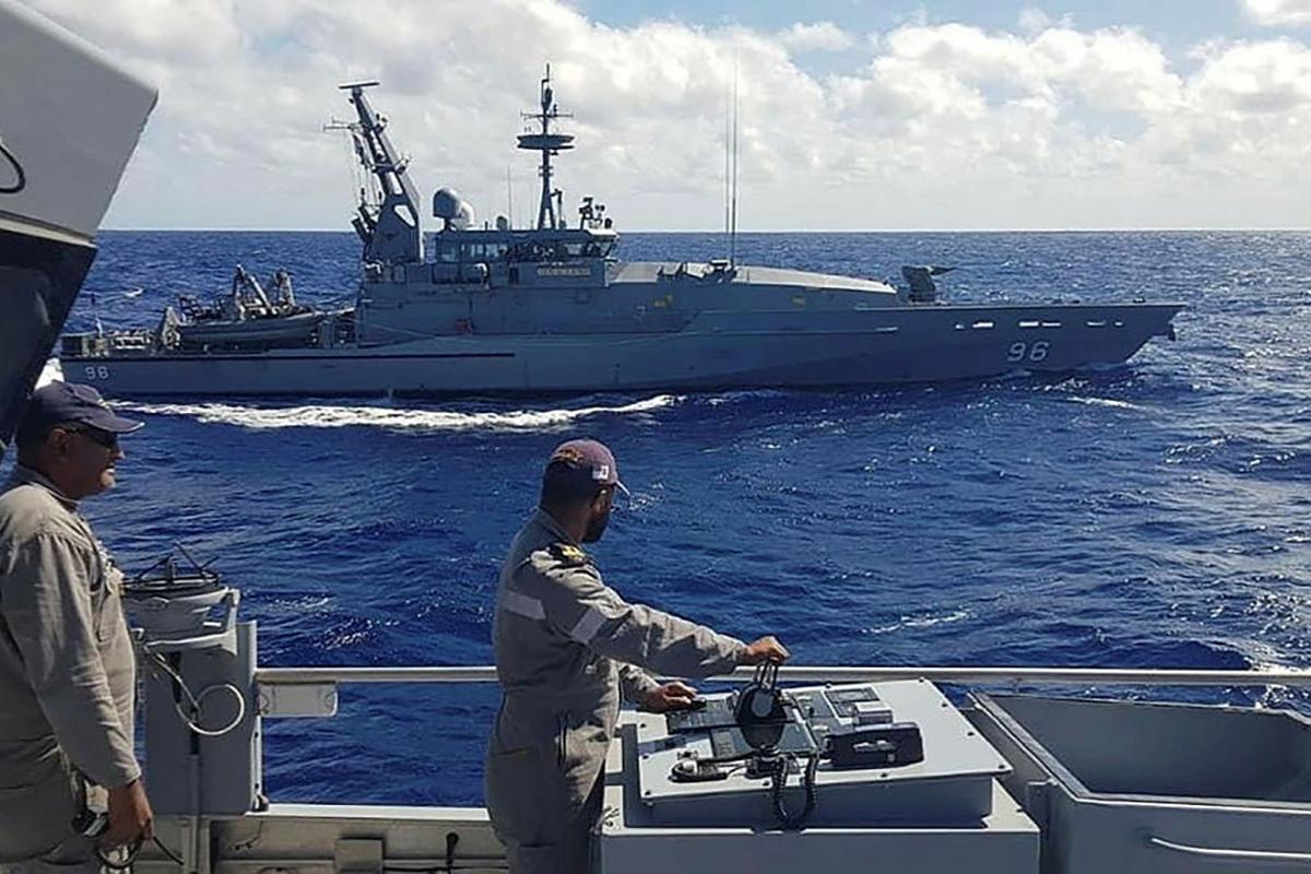 Navies build skills on operation - CONTACT magazine