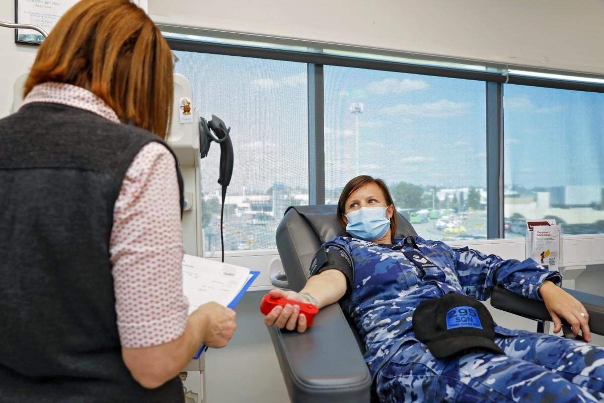 Leading the way for blood donations - CONTACT magazine