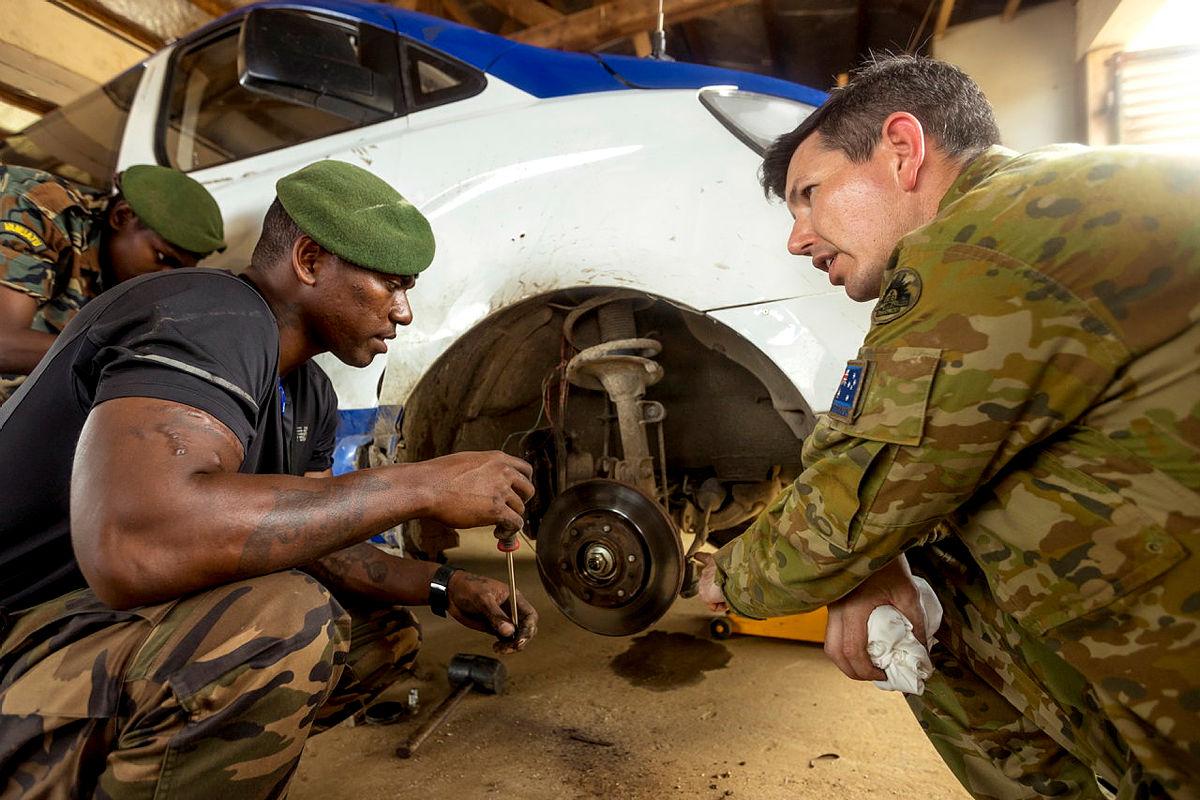 ADF helps keep Vanuatu police vehicles on the road - CONTACT magazine