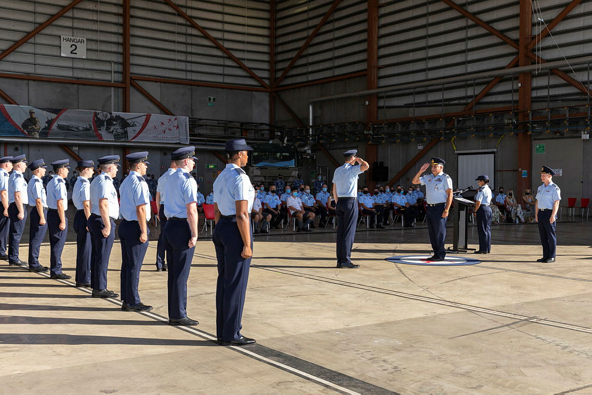 Surveillance and Response Group changes command - CONTACT magazine