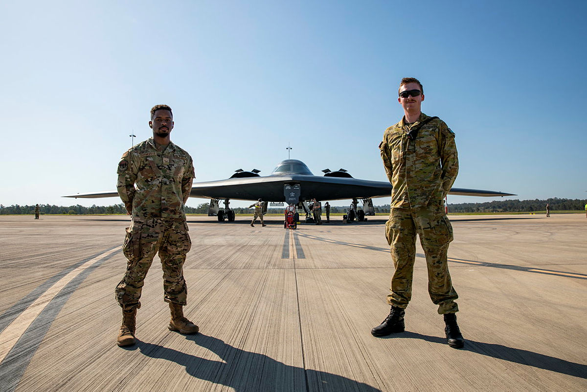 USAF B-2 Spirit's first visit to RAAF Base Amberley - CONTACT magazine