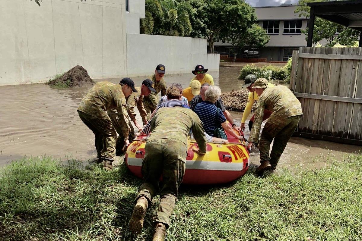 Soldiers rescue aged care residents - CONTACT magazine