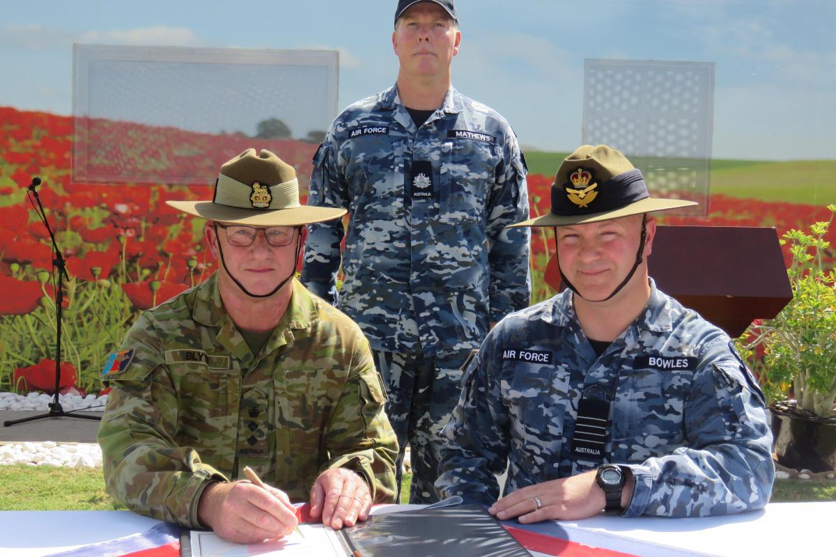 Middle East command change - CONTACT magazine