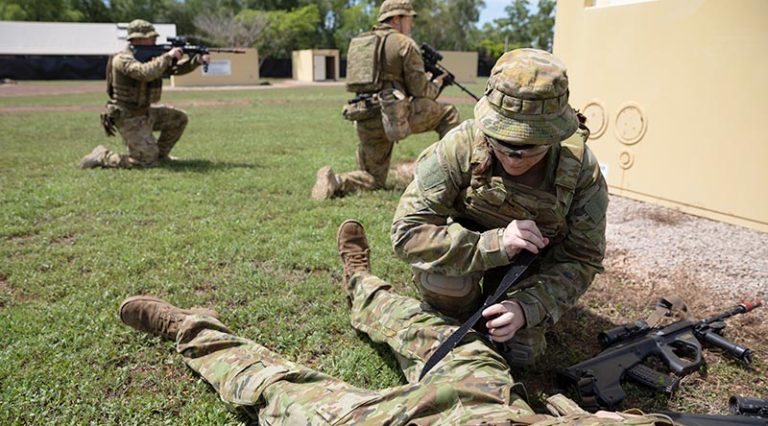 Aussie troops off on Ukrainian training mission – CONTACT magazine