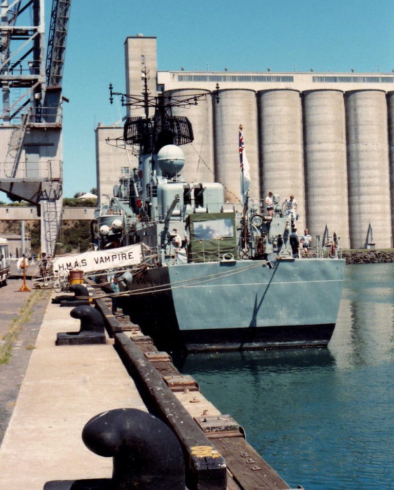 Memories of HMAS Vampire - CONTACT magazine
