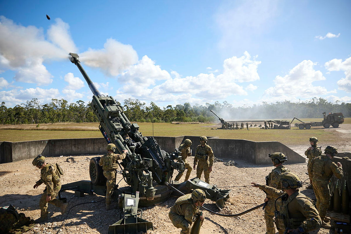 Amphibious force ready for more - CONTACT magazine