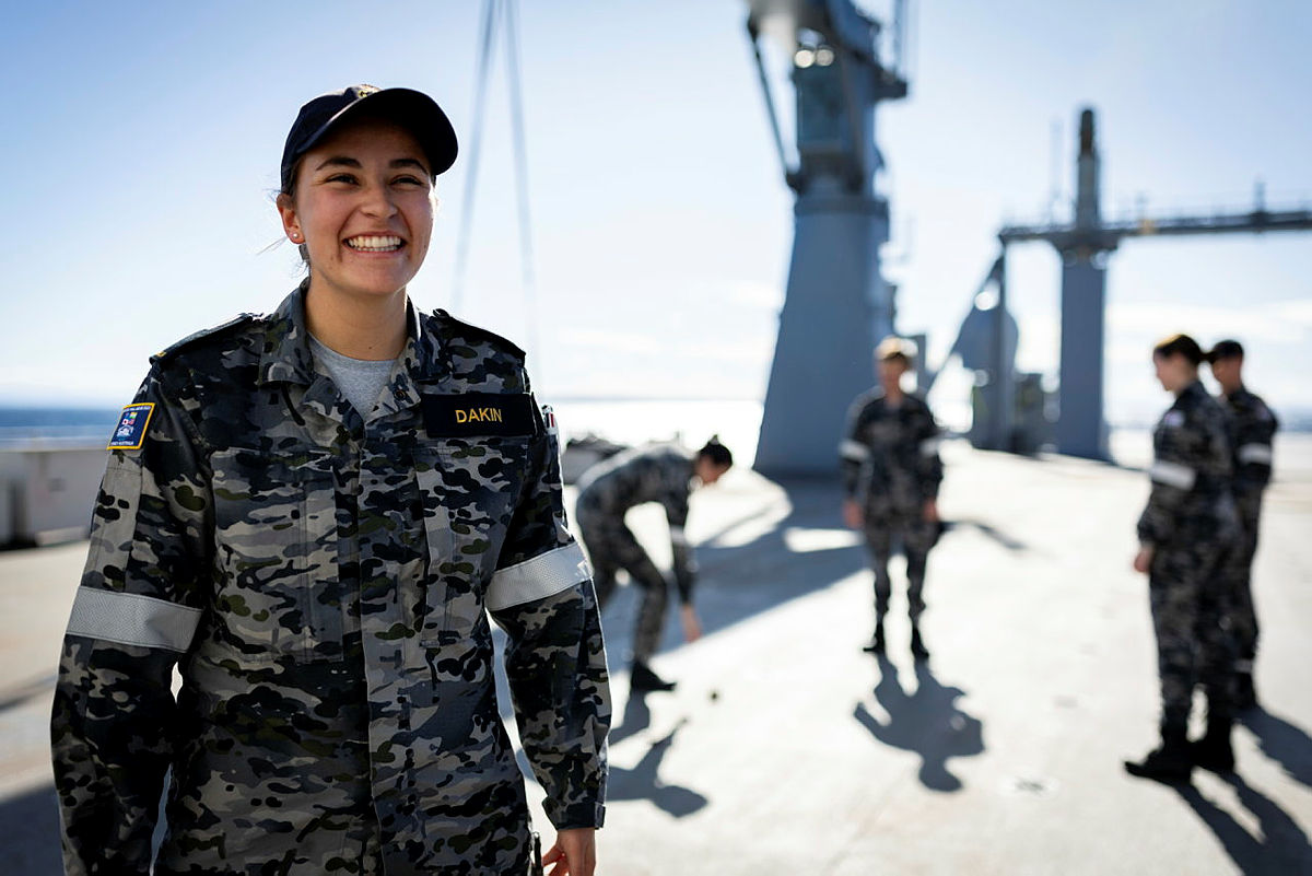 Sailor excited by sea of opportunities - CONTACT magazine