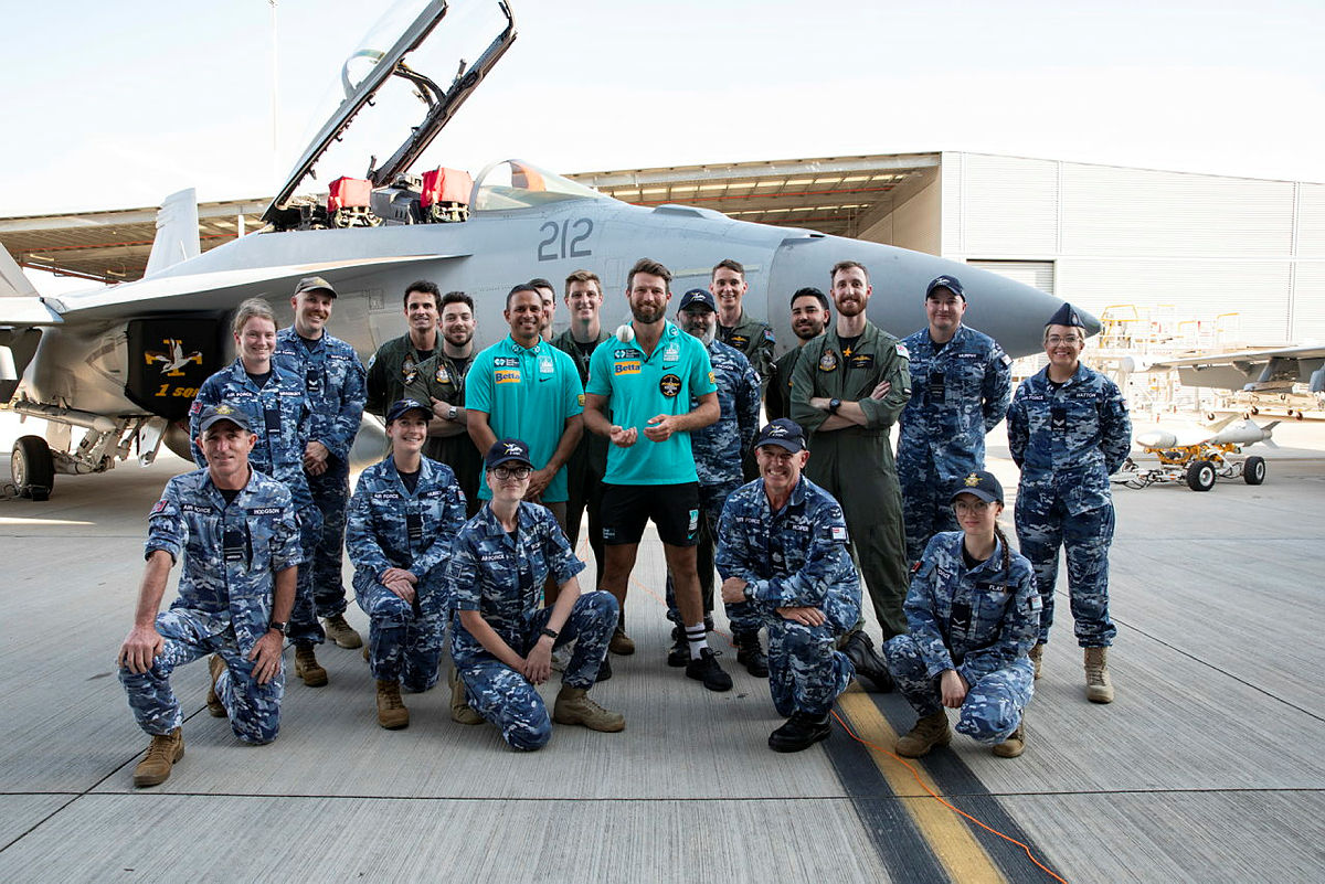 Brisbane cricketers hang with the fast jets - CONTACT magazine