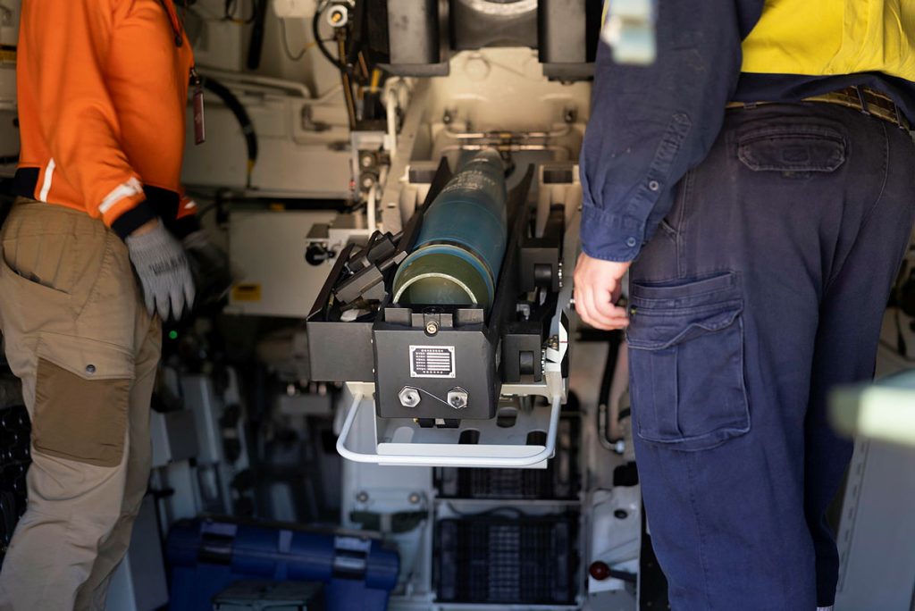 Army’s new Huntsman thunders in South Australia – CONTACT magazine