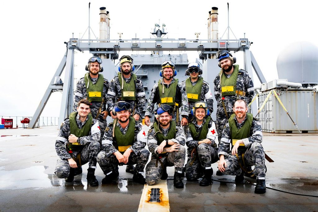 Landing and lifting at sea – CONTACT magazine