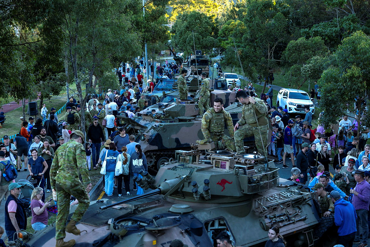 Army on public display in Brisbane - CONTACT magazine
