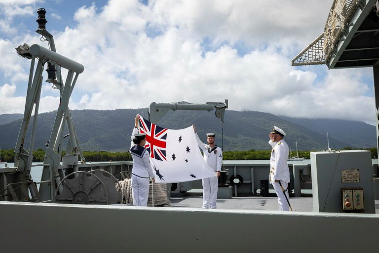 HMAS Melville decommissioned – CONTACT magazine