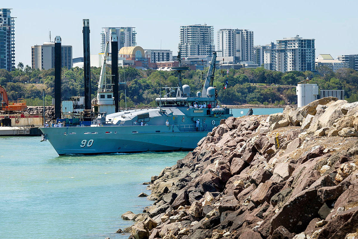 HMAS Broome’s final port call - CONTACT magazine