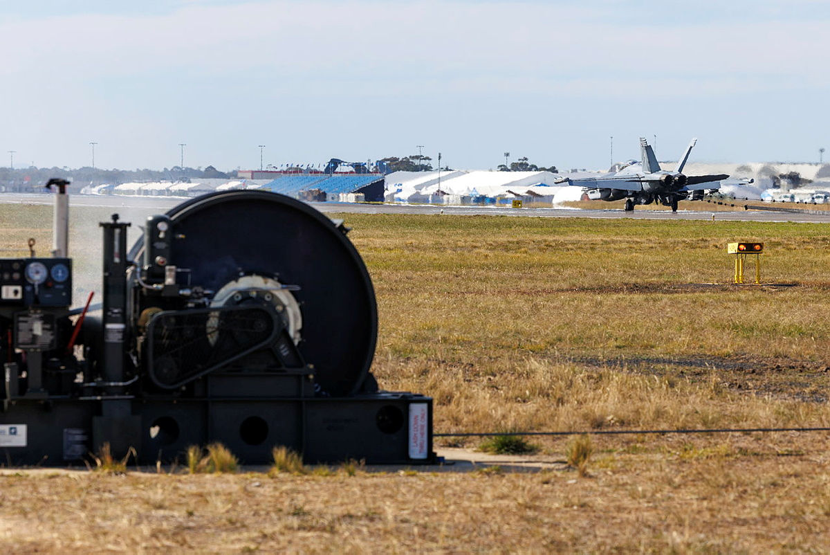 Cable-catching fast jets on normal runways - CONTACT magazine