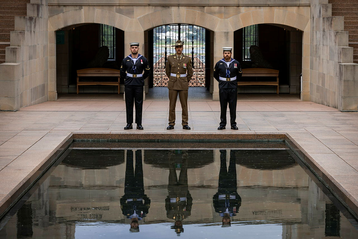 Chance to honour family military heritage - CONTACT magazine